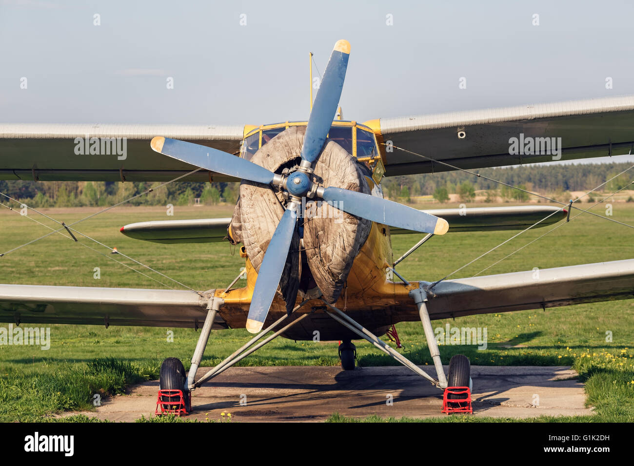 Old propeller plane retro Banque de photographies et d’images à haute ...