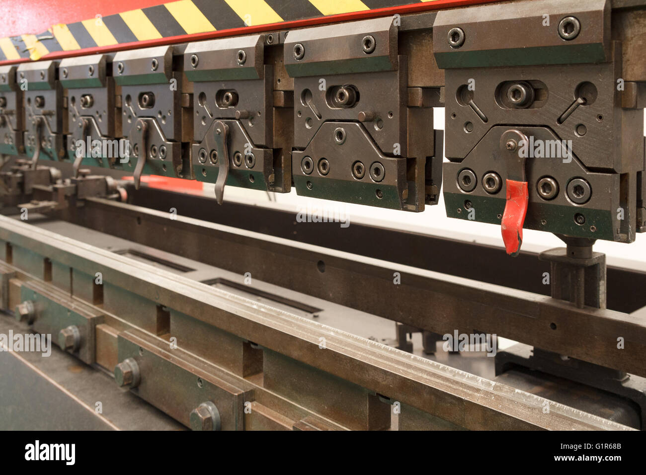 Plieuse de metal Banque de photographies et d’images à haute résolution ...