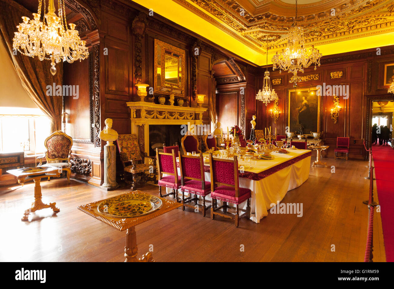 Dessin rouge Banque de photographies et d’images à haute résolution - Alamy