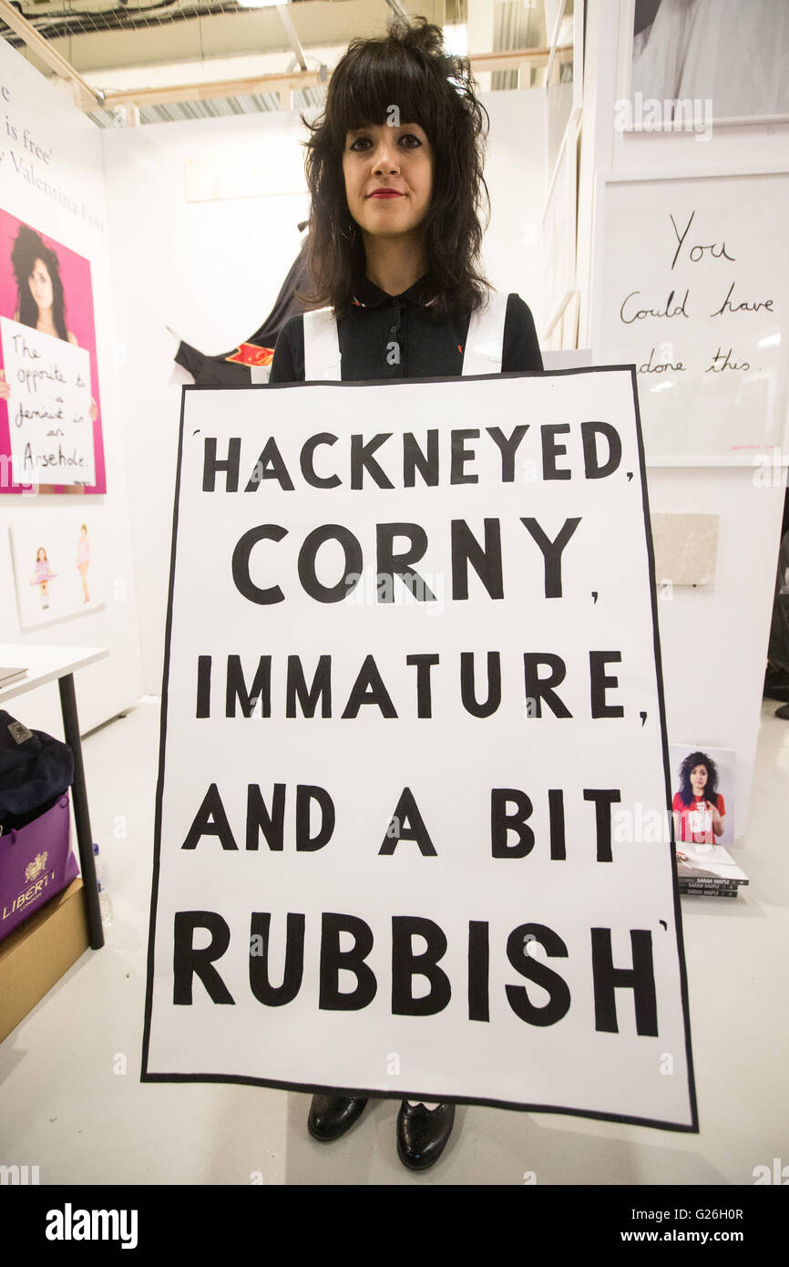 Sarah maple Banque de photographies et d’images à haute résolution - Alamy