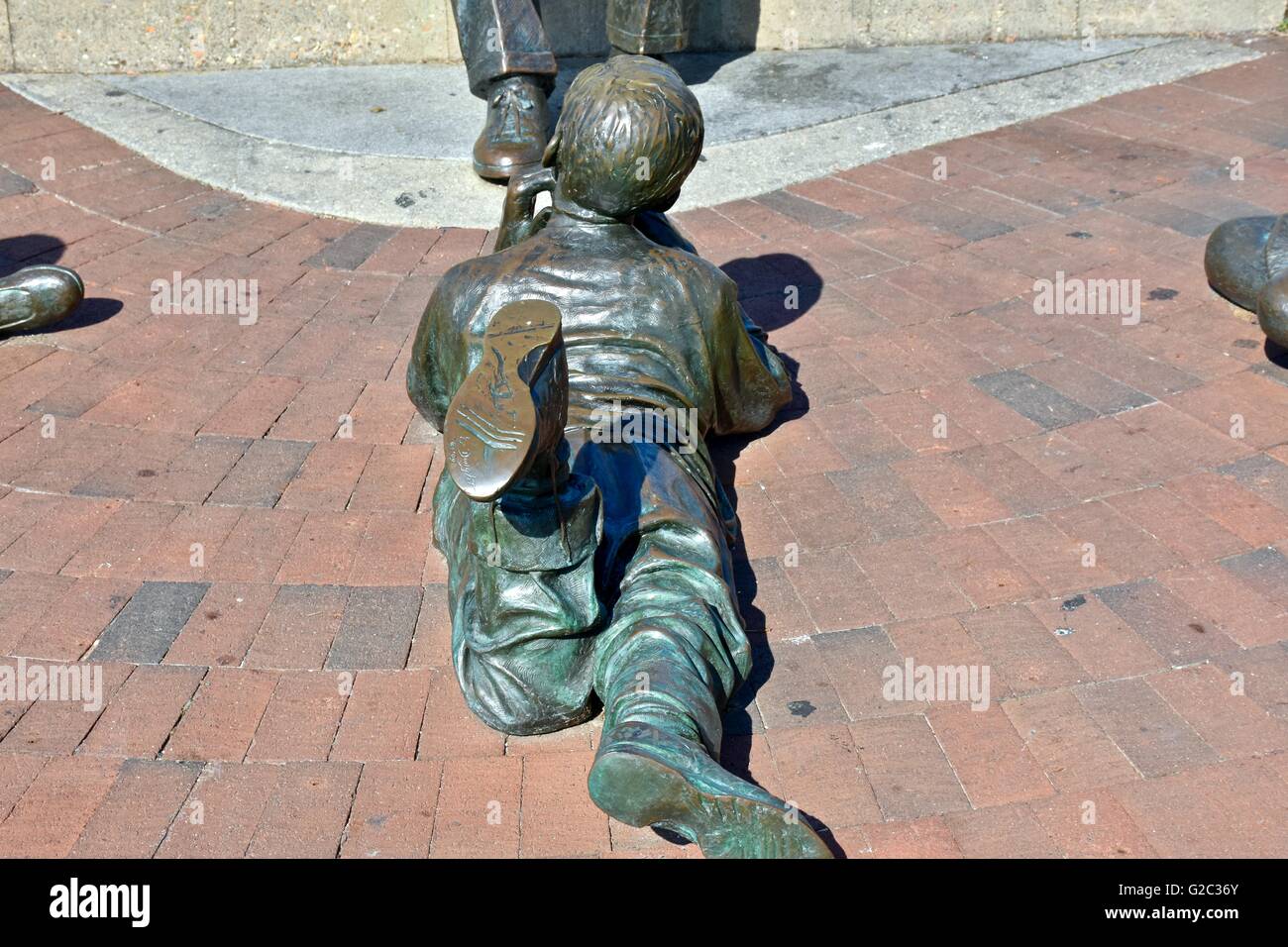 Kunta kinte alex haley memorial Banque de photographies et d’images à ...