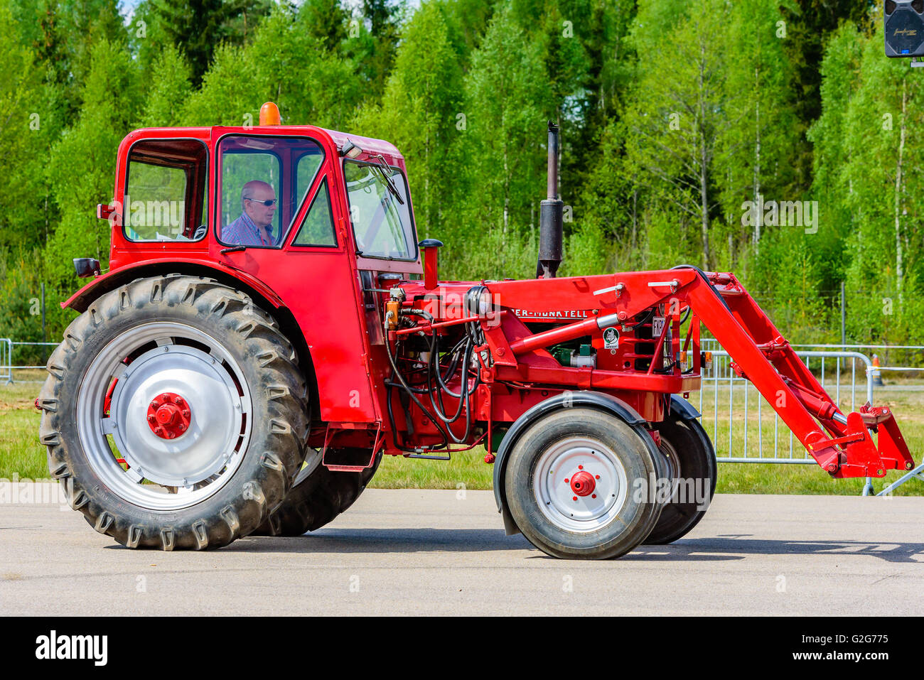 Old volvo bm boxer Banque de photographies et d’images à haute ...