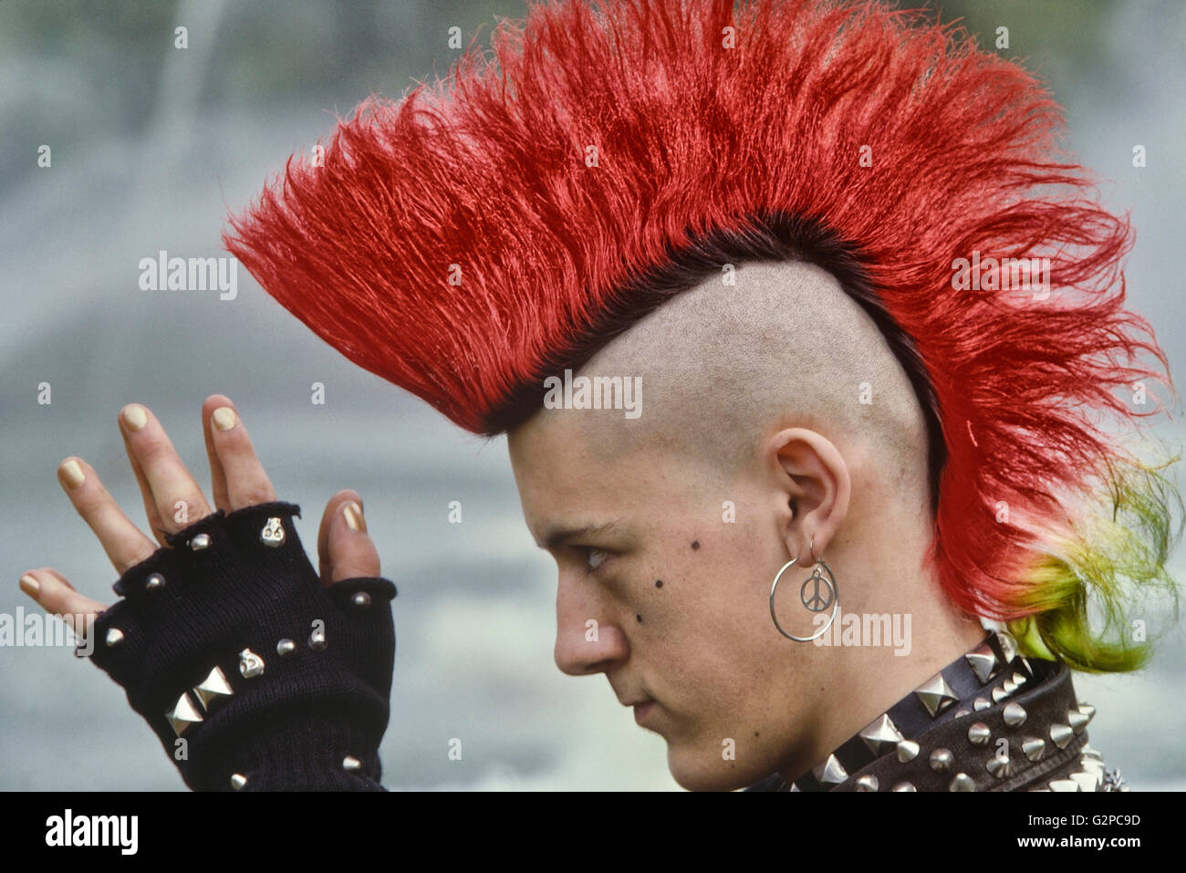 Coiffure punk rock Banque de photographies et d’images à haute ...