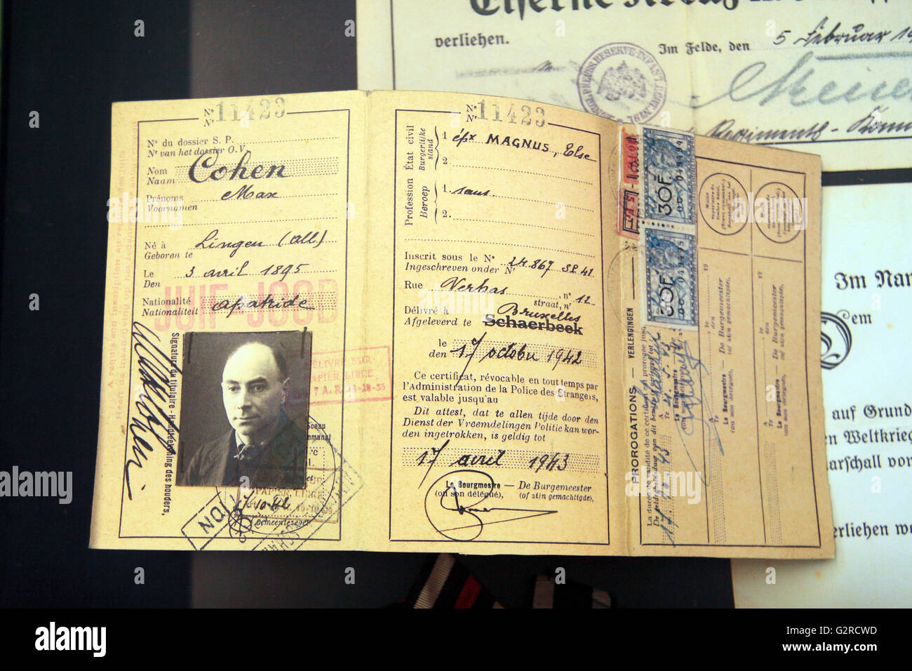 Un Nazi juif allemand a publié le document d'identification sur l ...