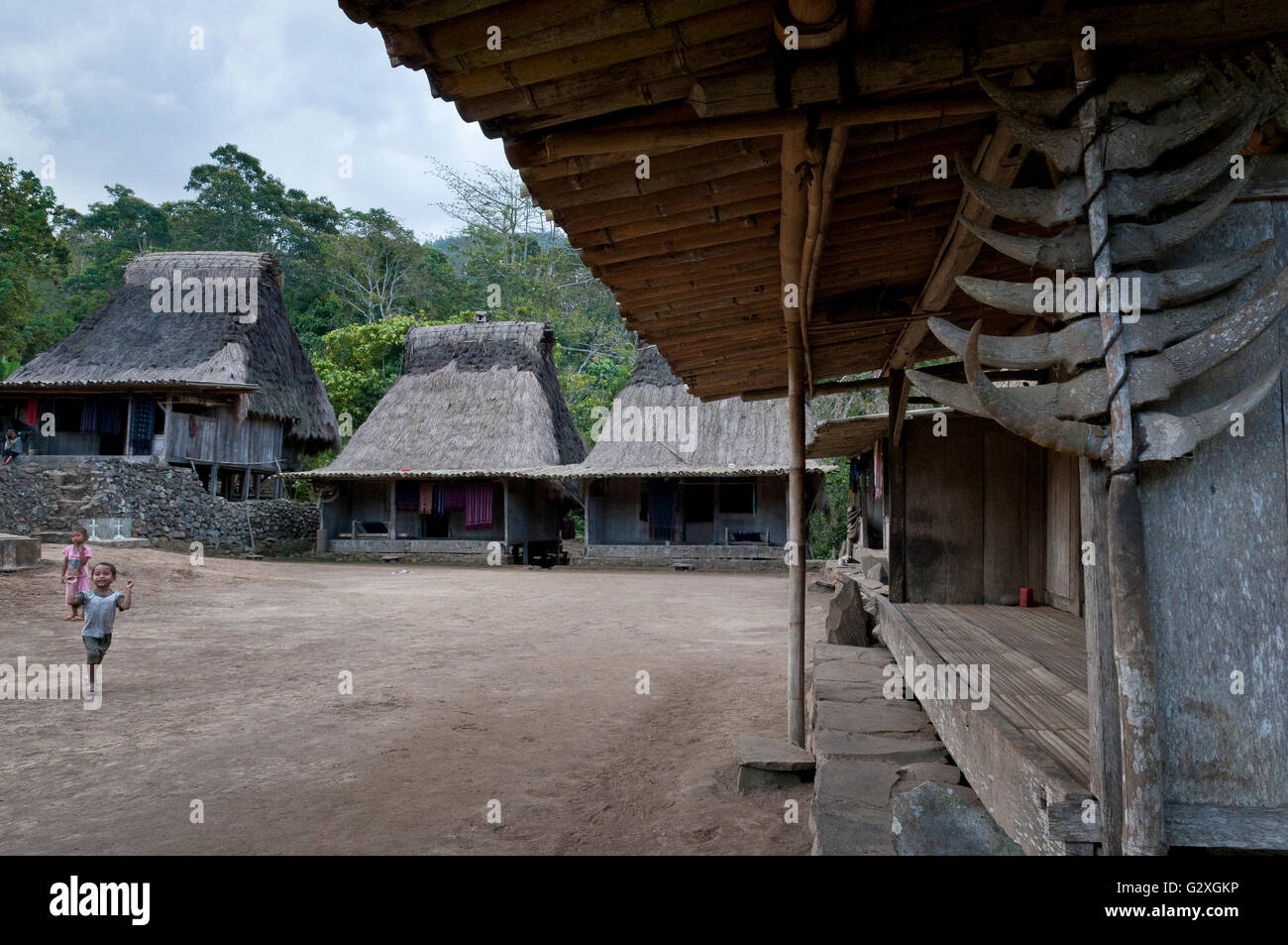 Luba tribe Banque de photographies et d’images à haute résolution - Alamy