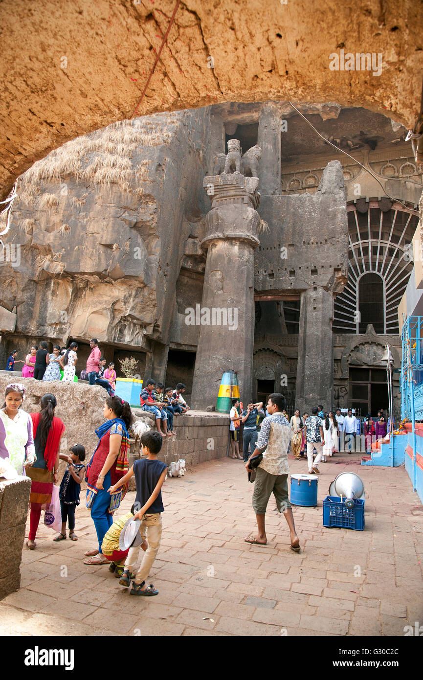 Karla caves in lonavala maharashtra Banque de photographies et d’images ...