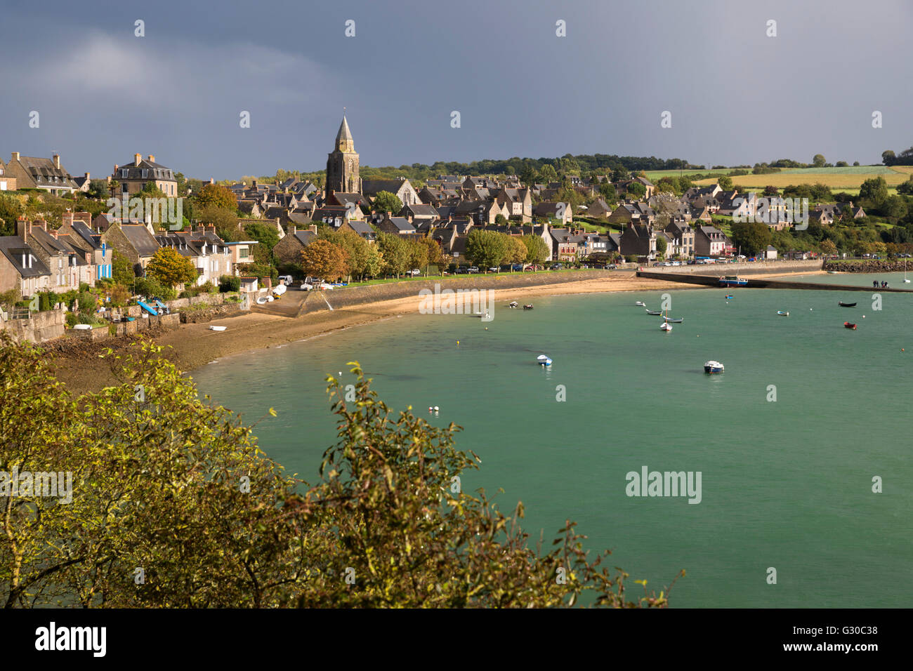 Saint suliac village Banque de photographies et d’images à haute ...