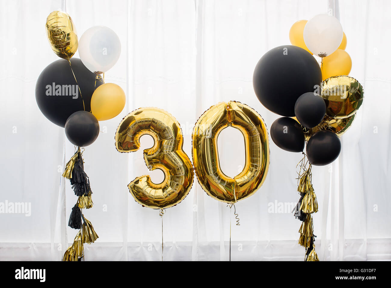 Anniversaire de 30 ans Banque de photographies et d’images à haute ...