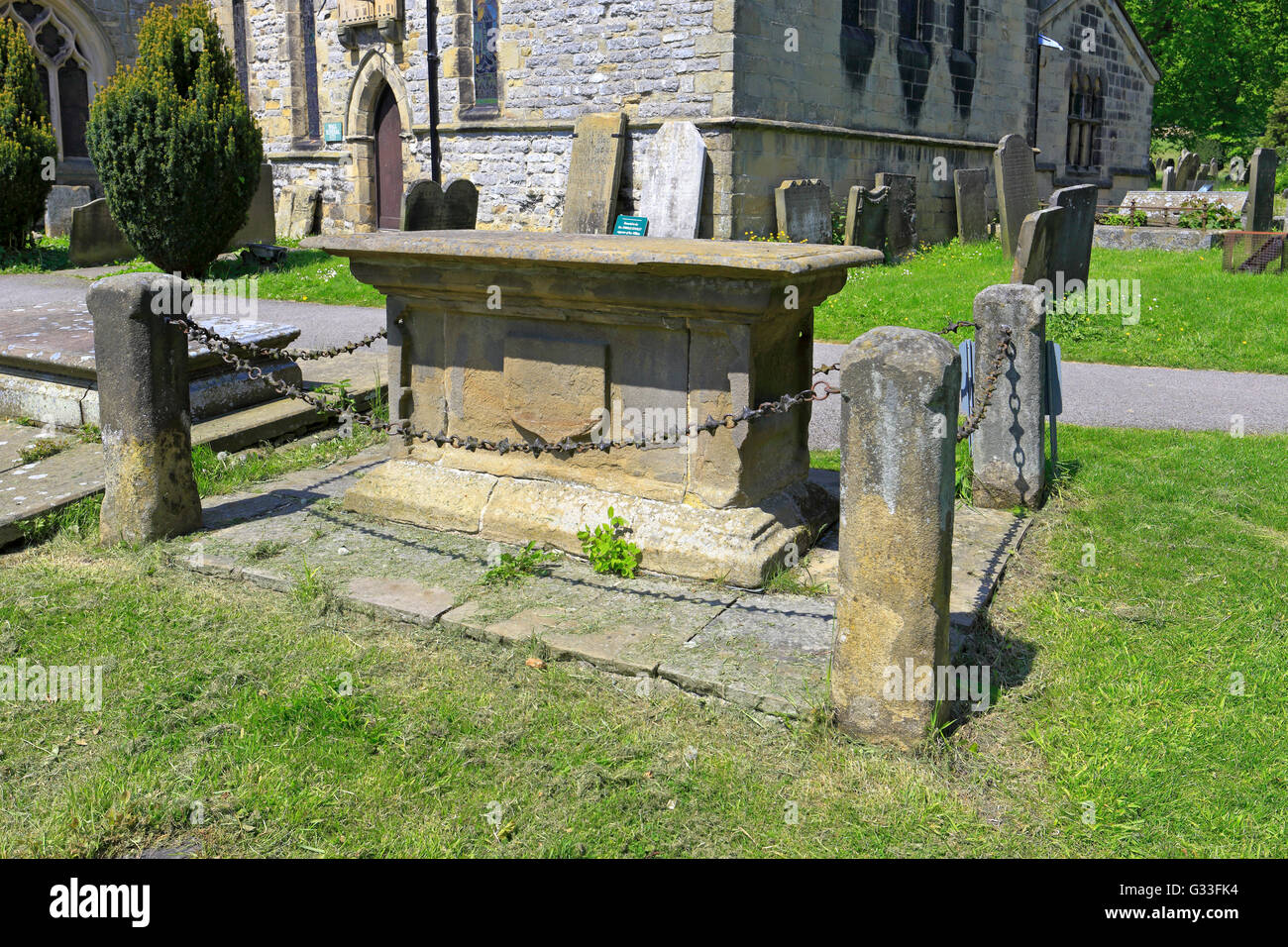Tombeau de Catherine Mompesson, St Lawrence's Church dans le village de ...
