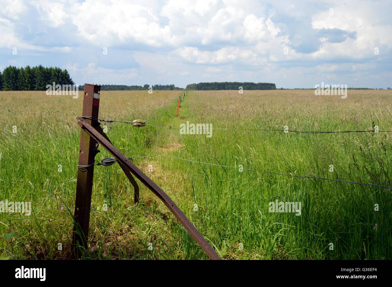 Fer angle Banque de photographies et d’images à haute résolution - Alamy