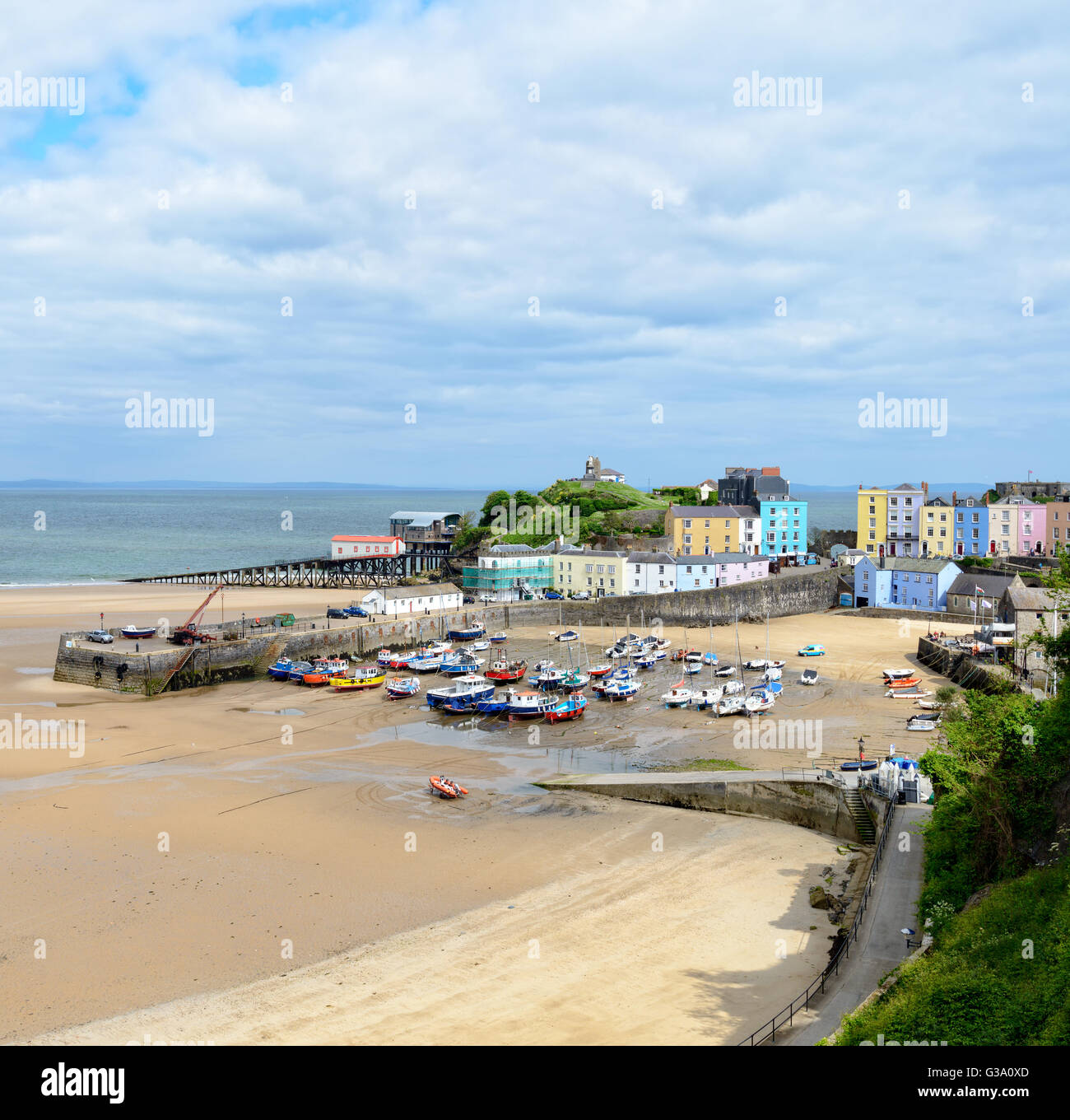 Tenby plage et port Banque de photographies et d’images à haute ...