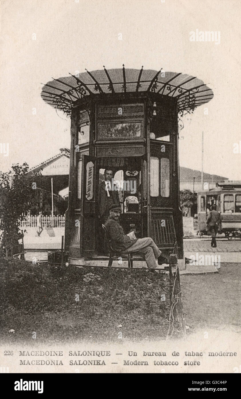 Kiosque à tabac Banque de photographies et d’images à haute résolution ...