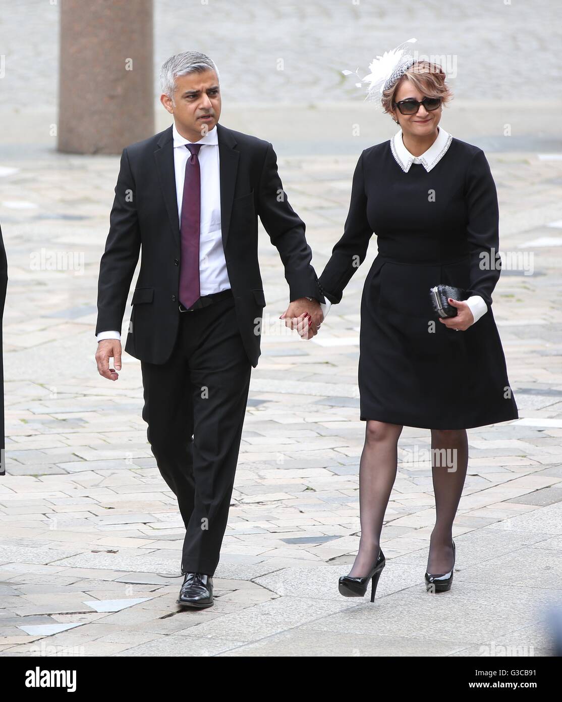 Maire de Londres Sadiq Khan et épouse Saadiya arrive à la Cathédrale St ...