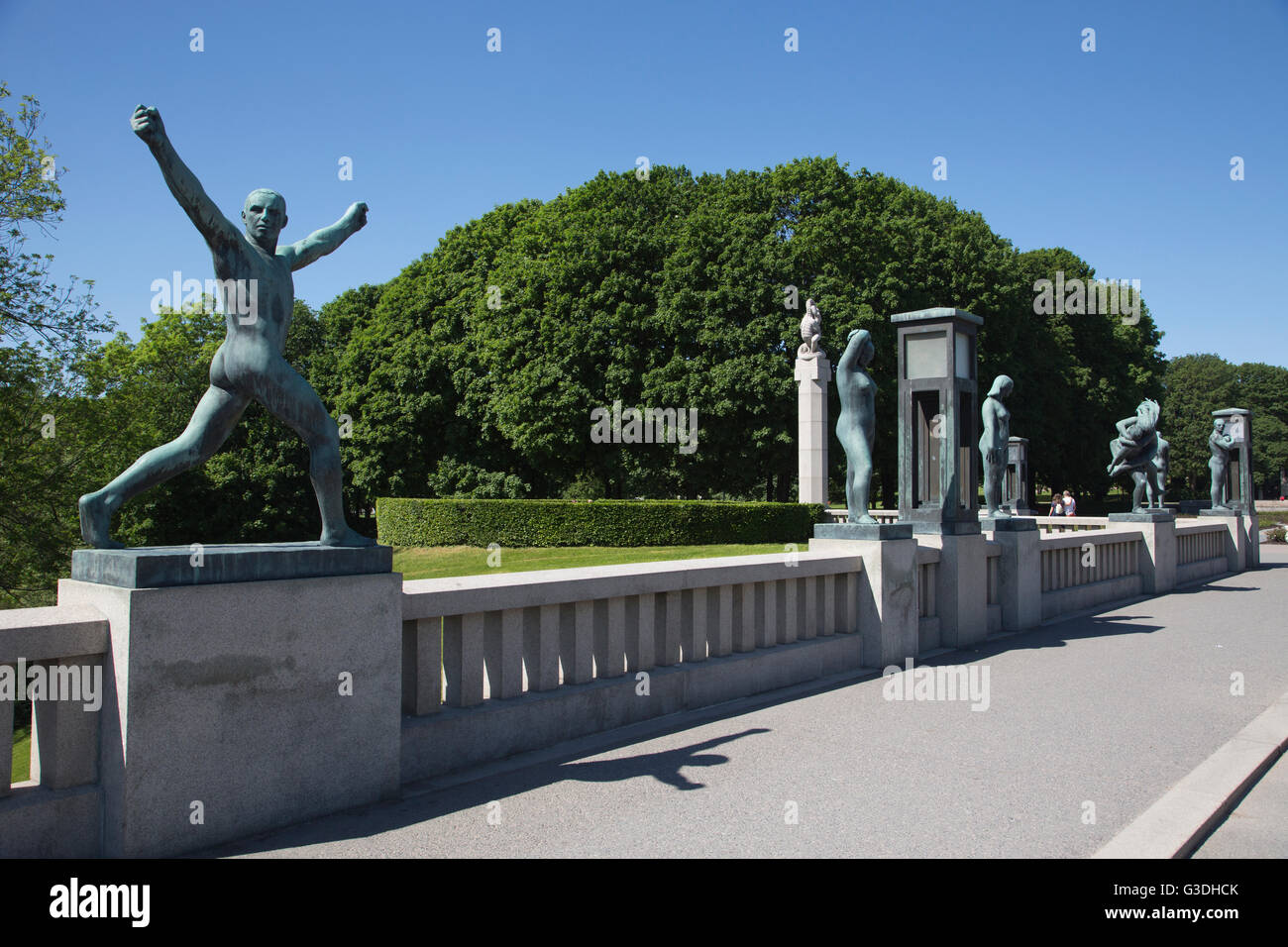 Parc de Sculptures de Vigeland, le plus grand parc de sculptures faites ...