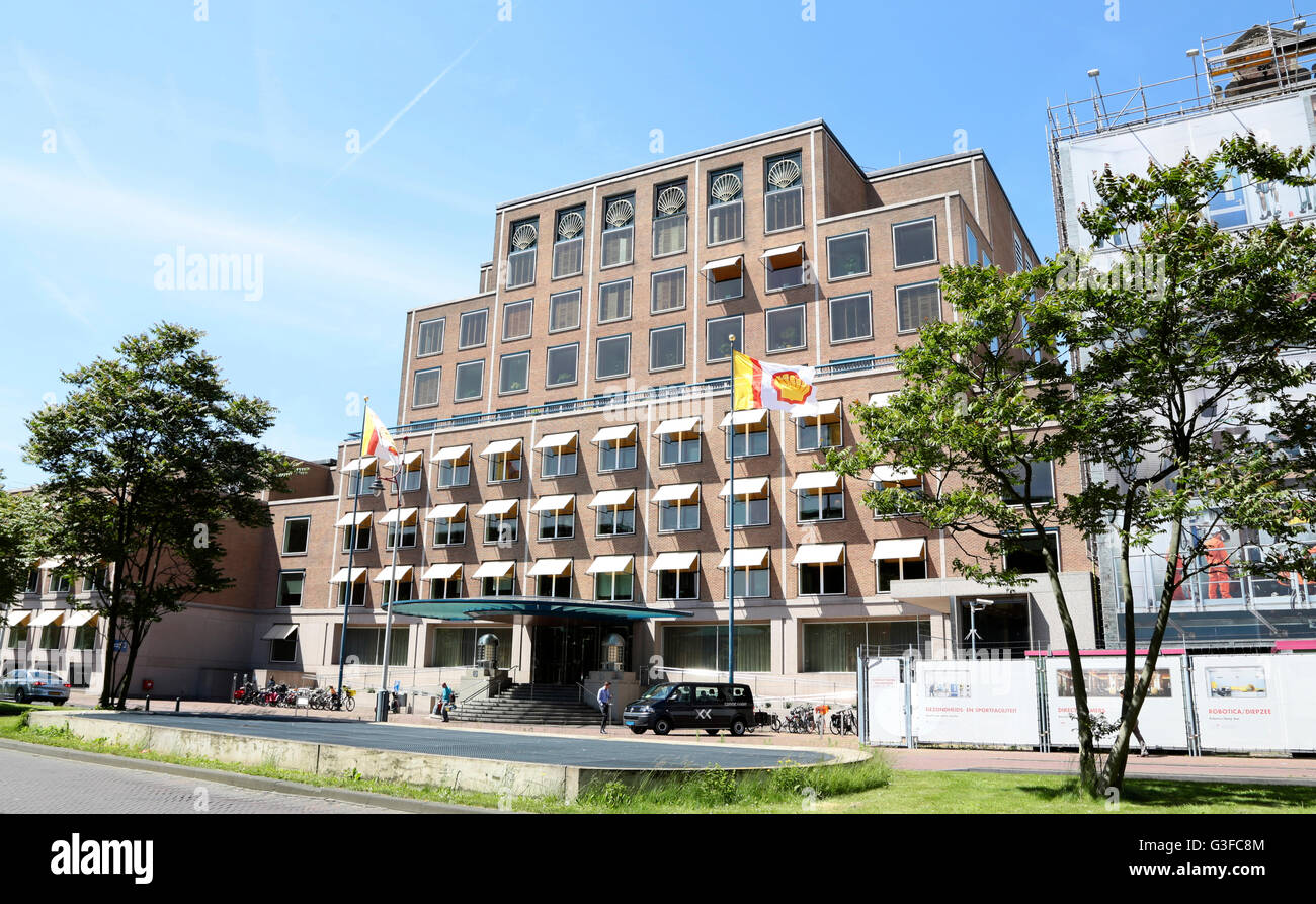 Siège social de Royal Dutch Shell à La Haye, aux Pays-Bas Photo Stock ...