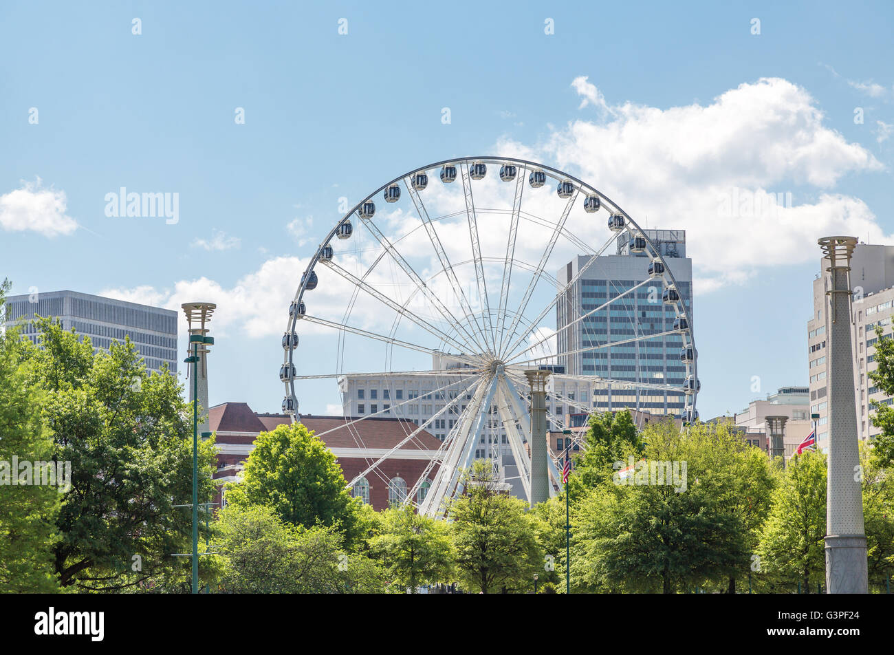 Grande roue du centre ville d'atlanta Banque de photographies et d ...