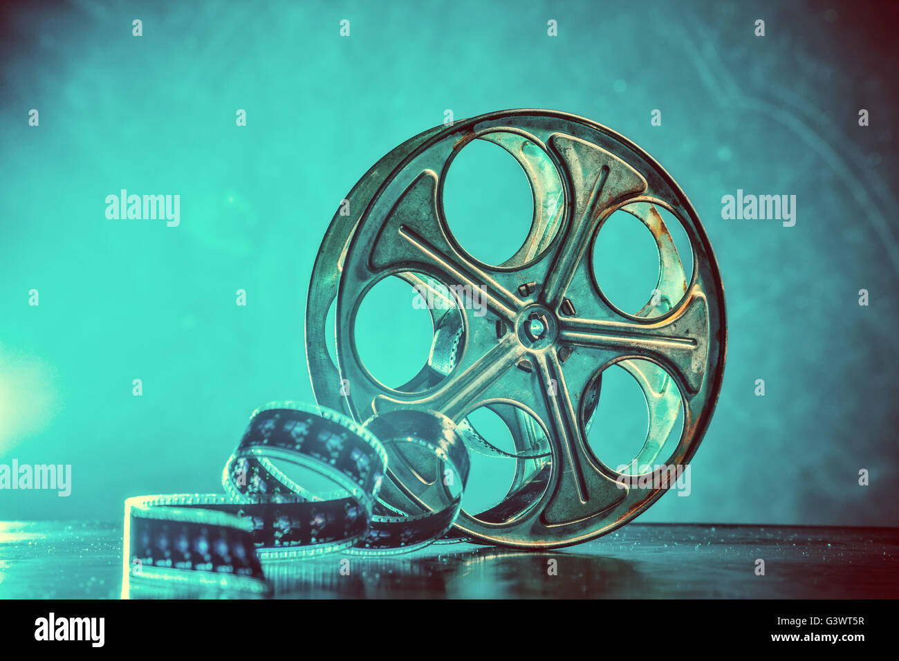 Bobine film Banque de photographies et d’images à haute résolution - Alamy