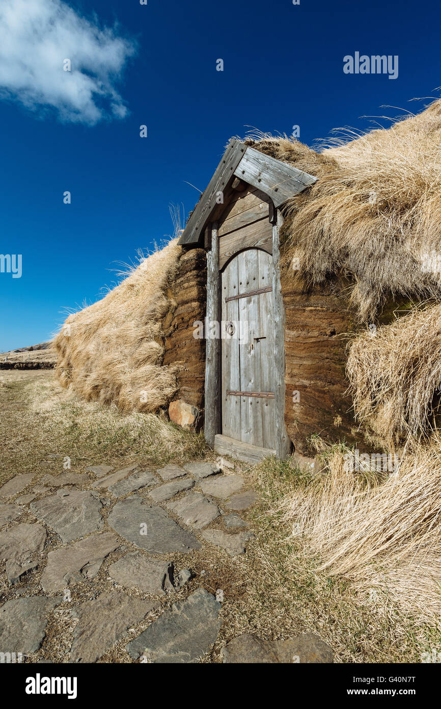 Maison Longue Reconstruite Banque d'image et photos - Alamy