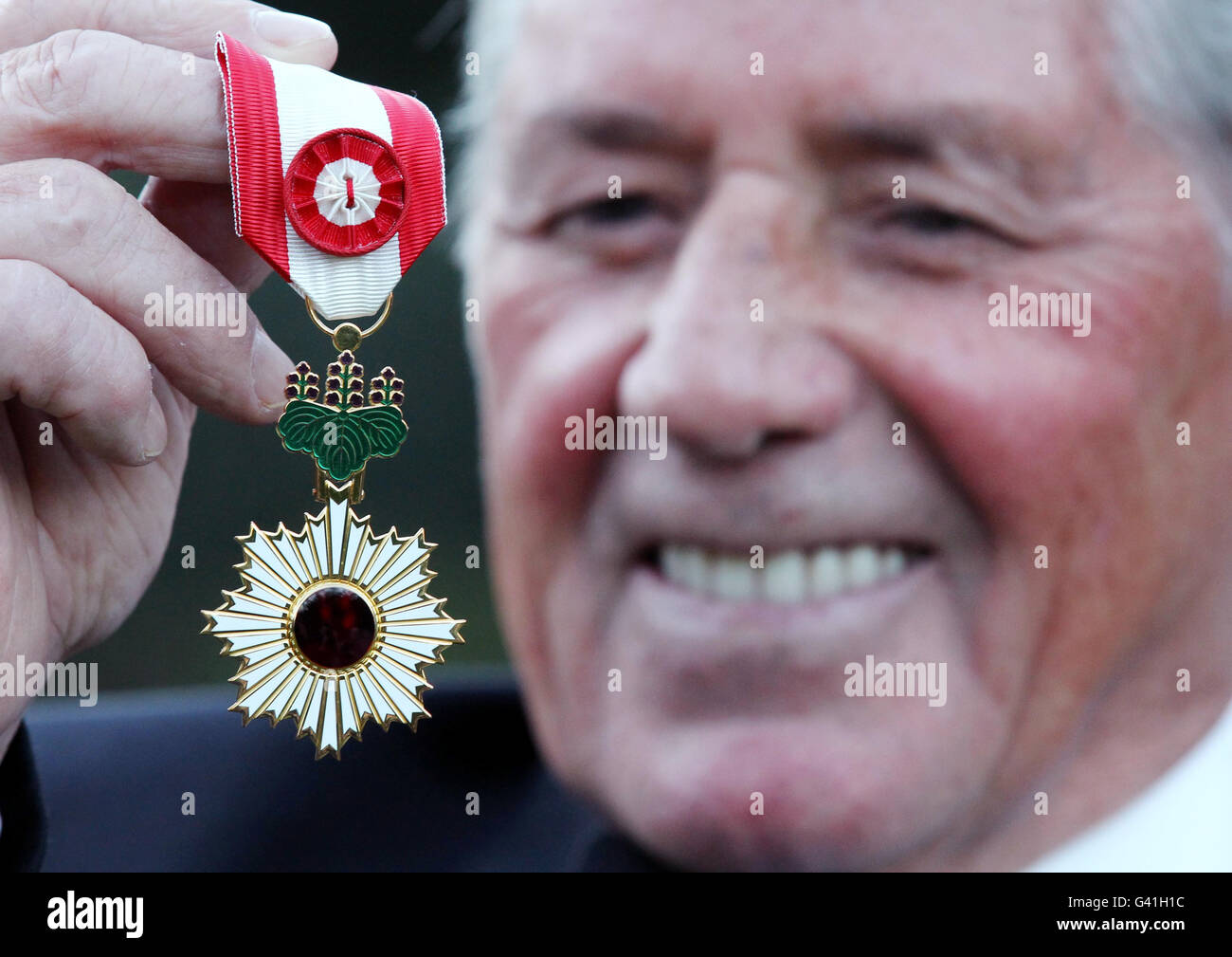 George kerr avec l'ordre du soleil levant Banque de photographies et d ...