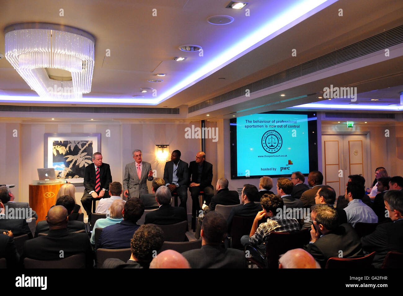 Le panneau lr lord peter snape Banque de photographies et d’images à ...