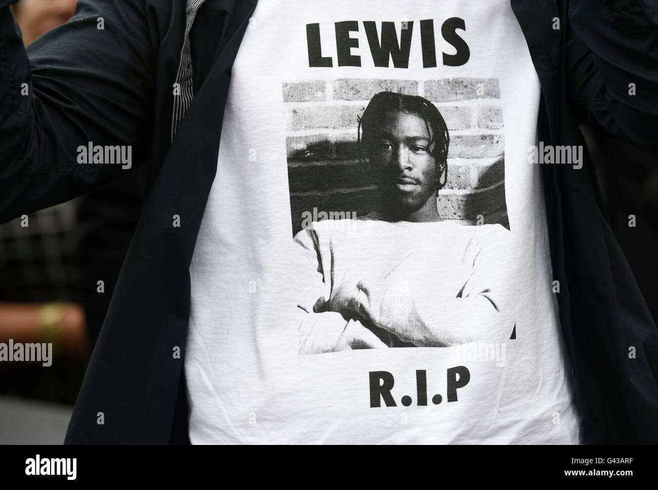 Amis et famille de lewis elwin Banque de photographies et d’images à ...