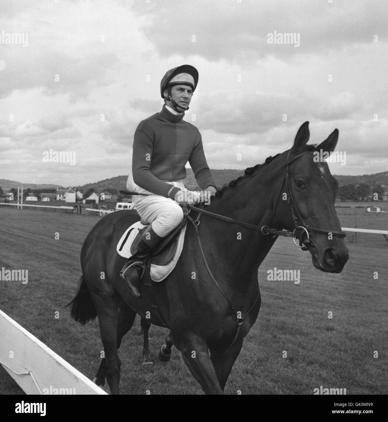 Stock shot chasse nationale jockey graham thorner Banque de ...