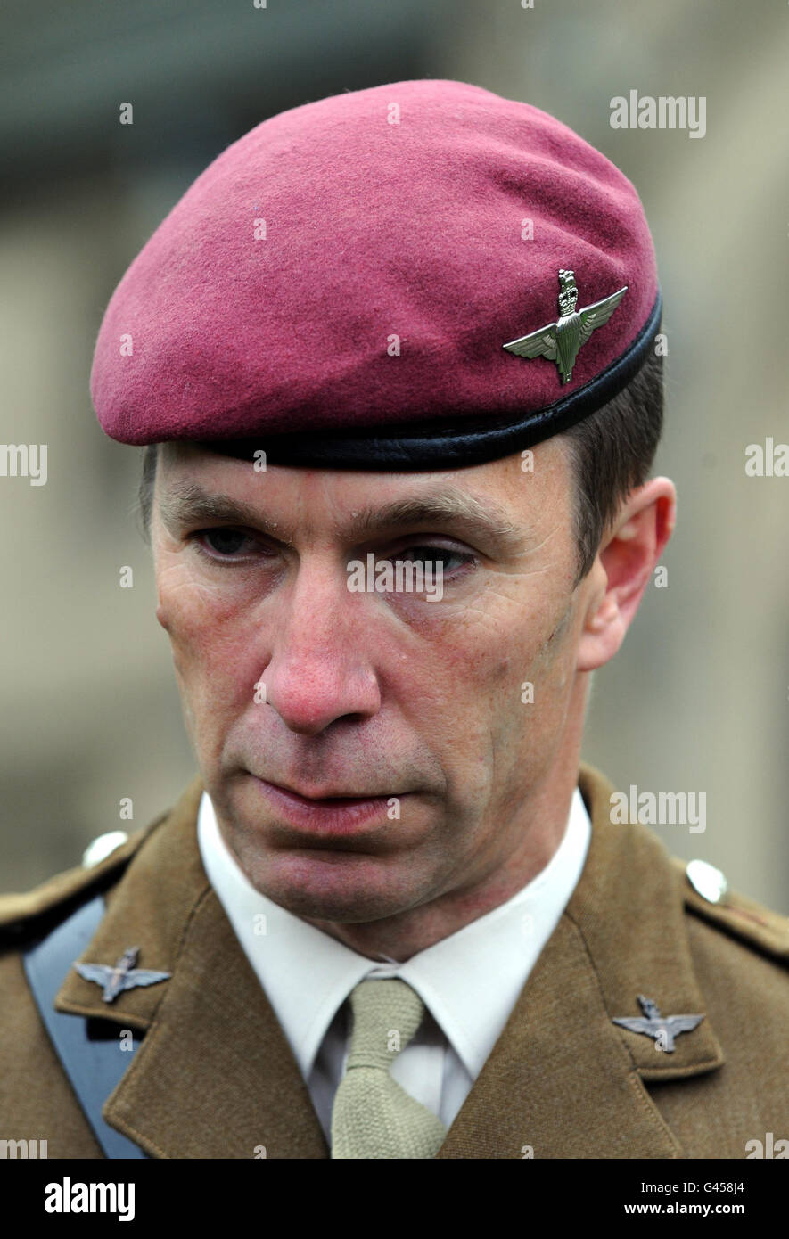 Lieutenant-colonel Andrew Harrison Commandant du 2e Bataillon du ...