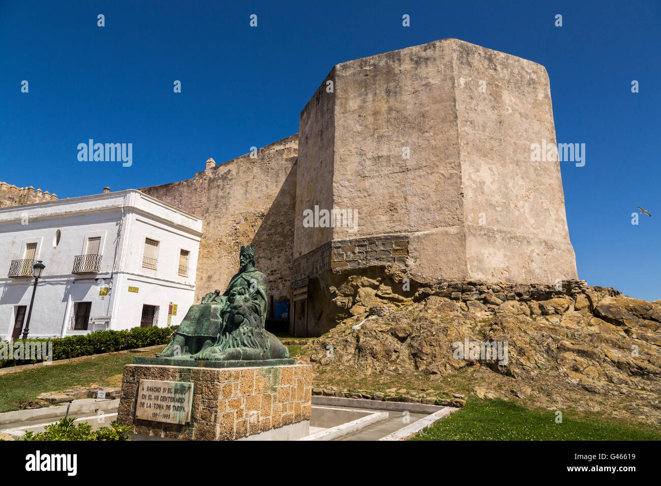 Château de Guzmán el Bueno, Tarifa, Costa de la Luz, Cadiz Province ...
