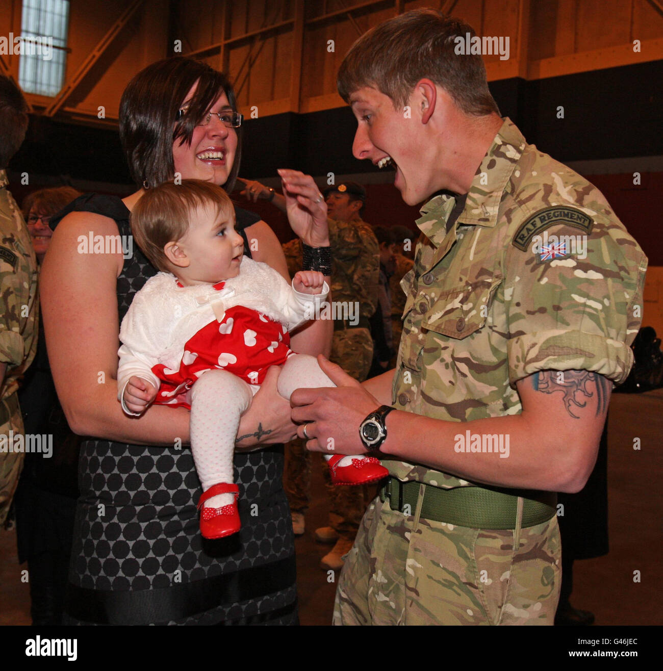 Senior Air Craftsman, Daniel Gentry, du 15 Squadron RAF Regiment, est ...
