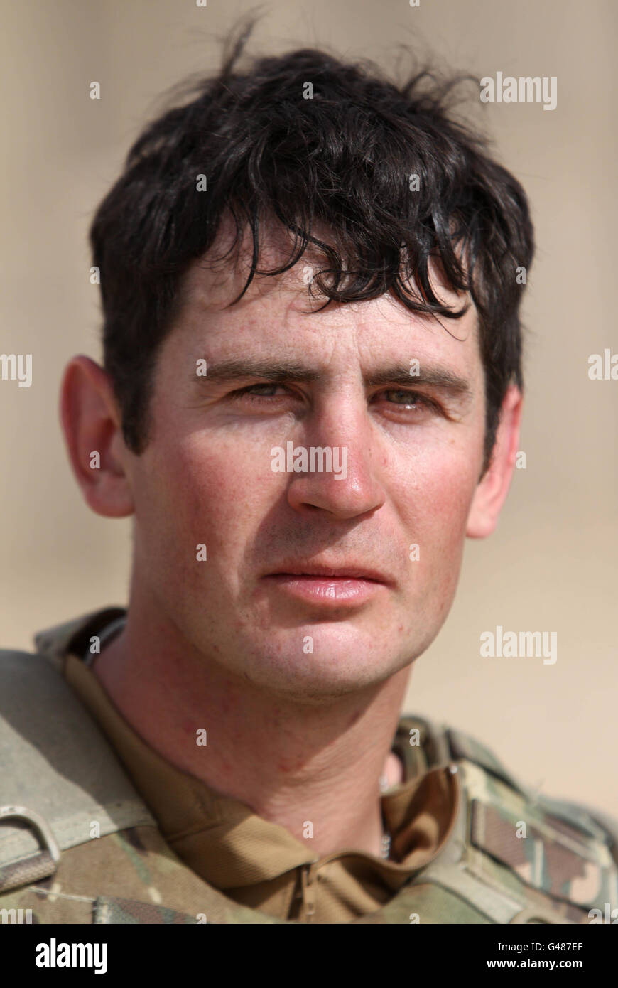 Le Soldat Lee Stephens 30, de Solihull, de la Compagnie B, 3e Bataillon ...