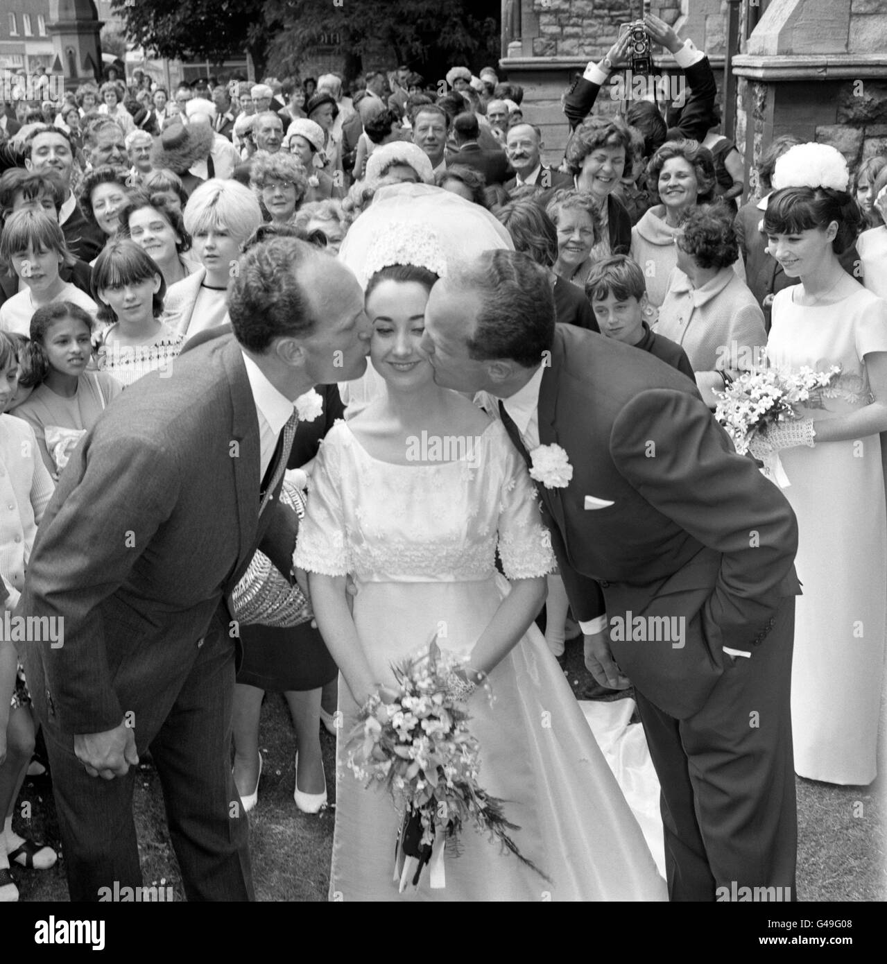 Le champion britannique de poids lourd Henry Cooper, qui était le ...