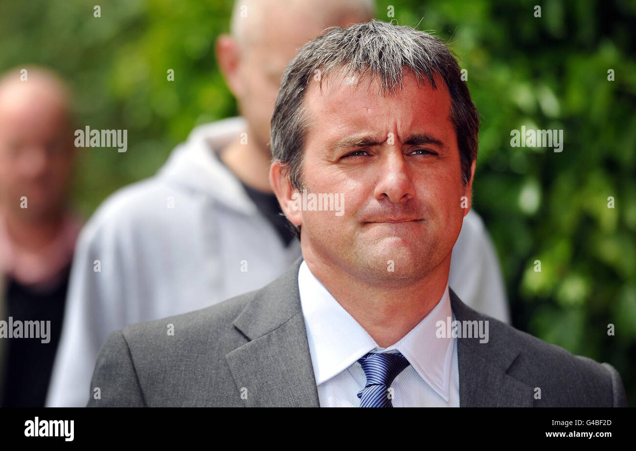 Affaire anthony cross court Banque de photographies et d’images à haute ...