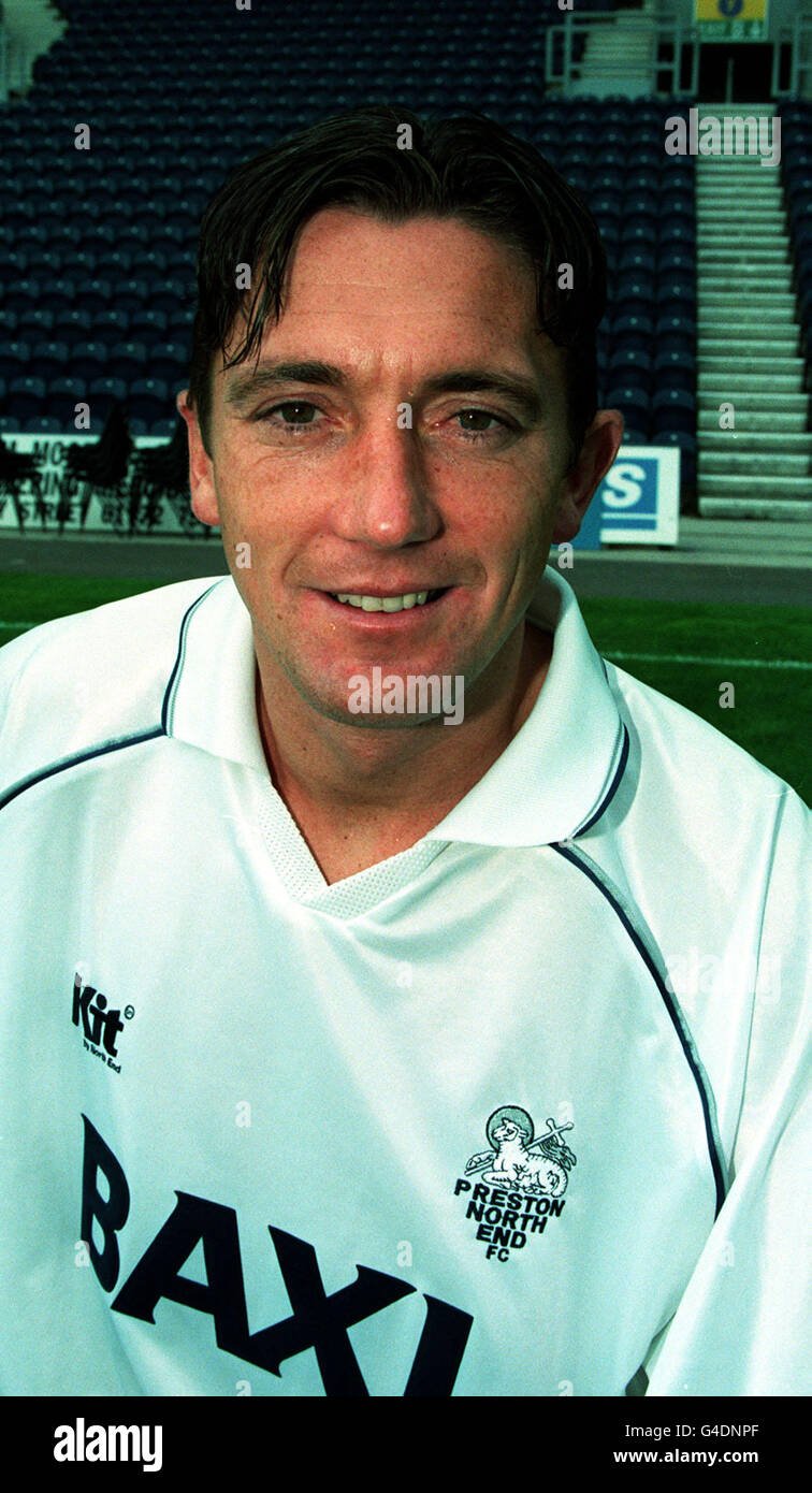 David eyres Banque de photographies et d’images à haute résolution - Alamy