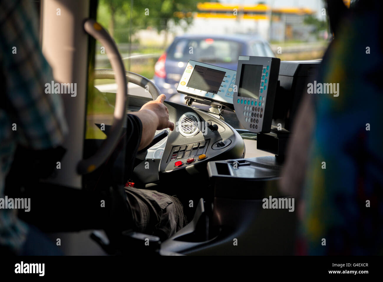 Cockpit de bus Banque de photographies et d’images à haute résolution ...