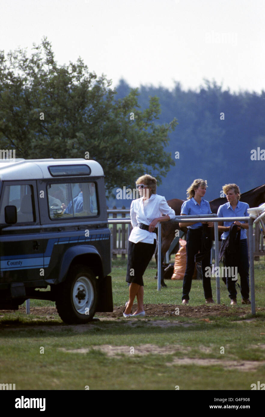 Princess diana polo guards polo Banque de photographies et d’images à ...
