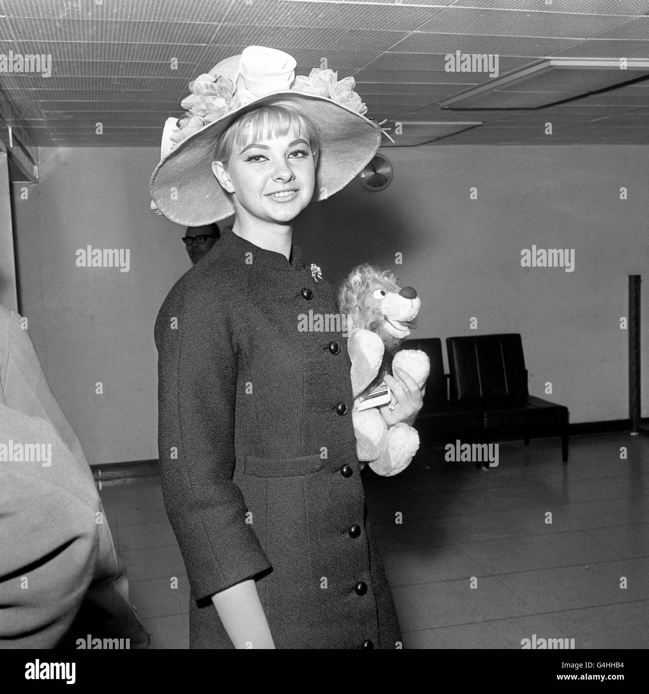 Marilyn mandy rice davies Banque d'images noir et blanc - Alamy