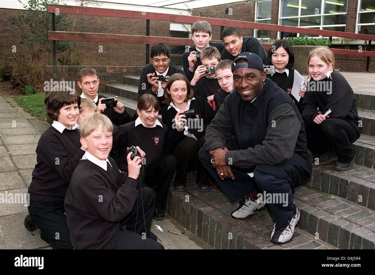 Andy Cole, star du football de Manchester United, rejoint les étudiants ...