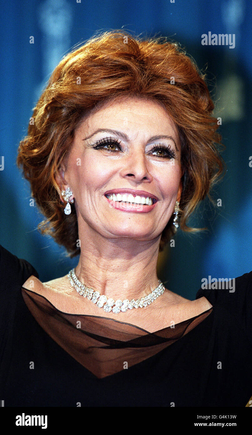 Lactrice Italienne Et Présentatrice Doscar Sophia Loren Au Pavillon