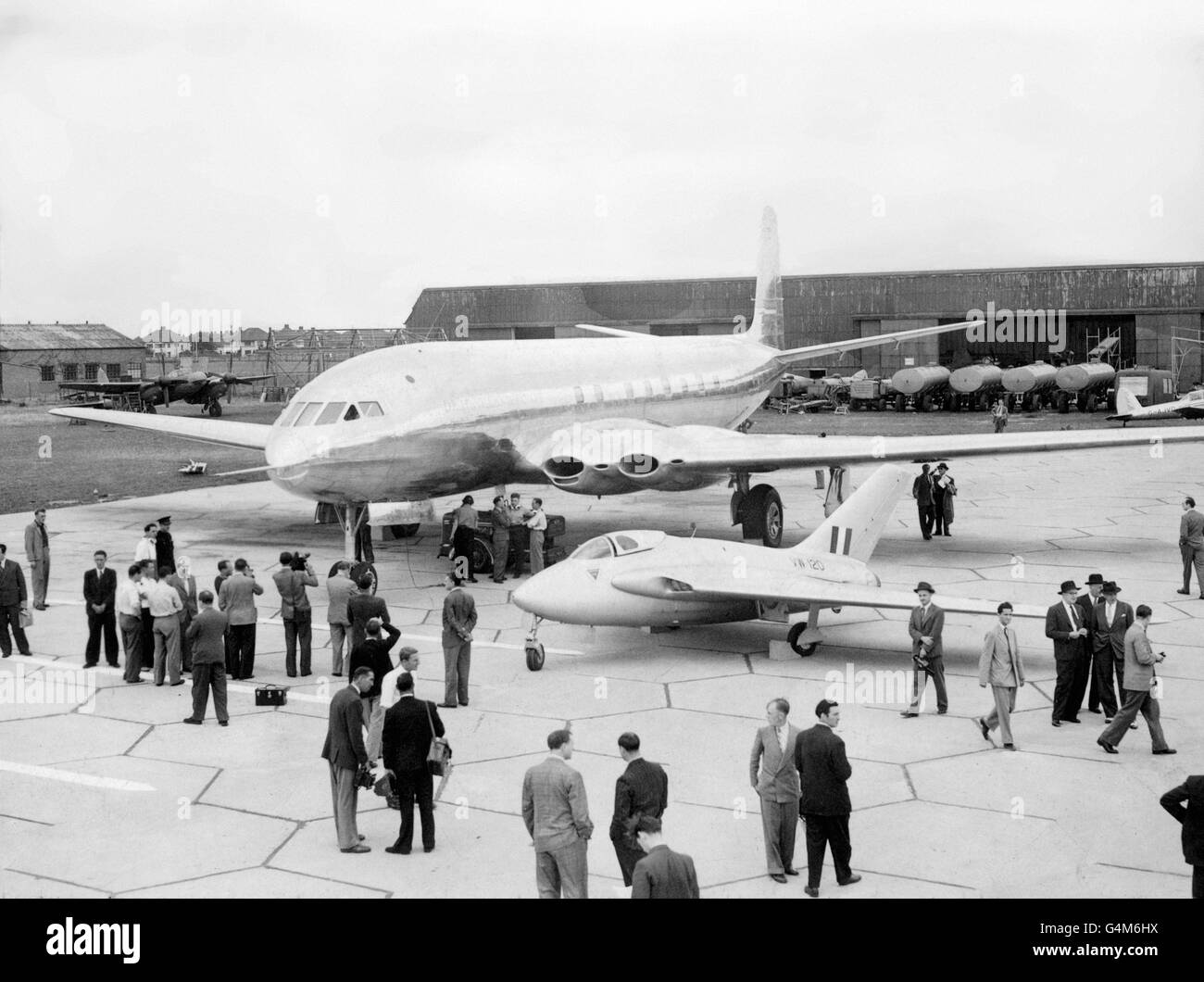 Le de Havilland DH 106 Comet, le premier avion de ligne commercial au ...