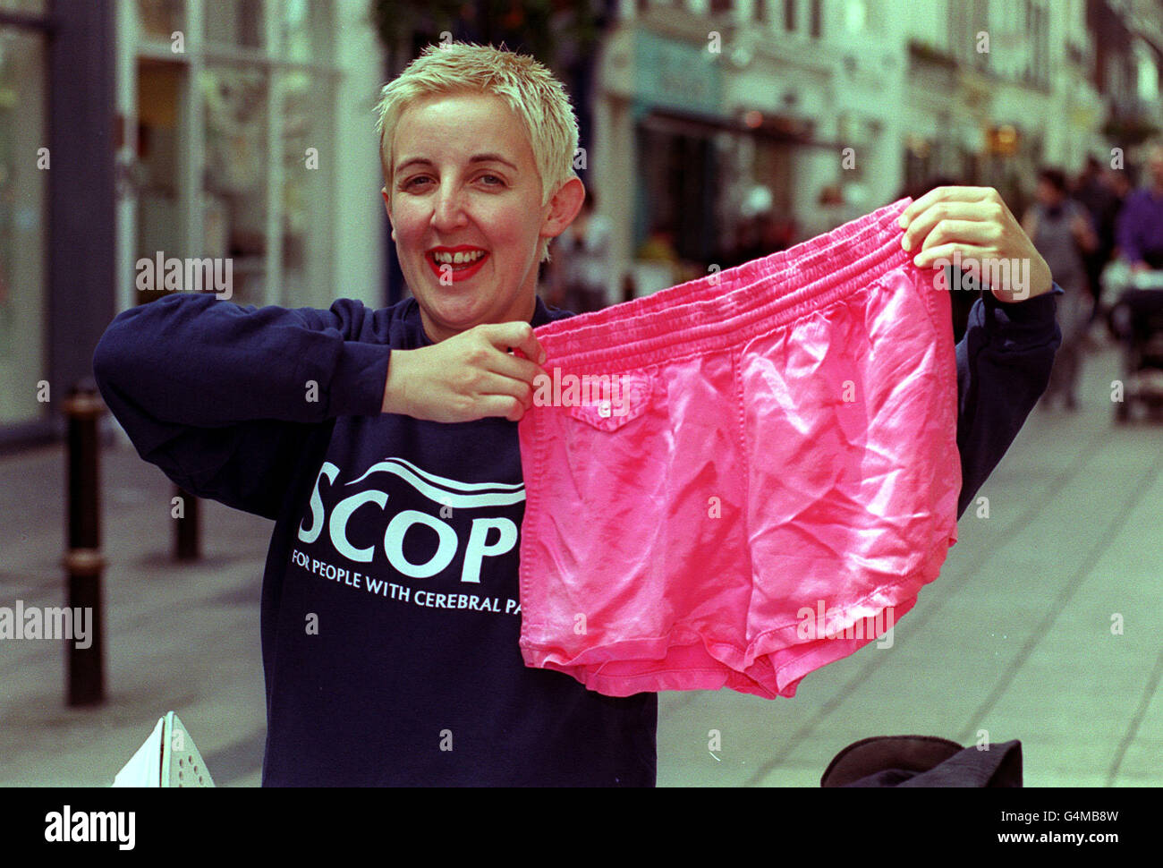 Coronation street actress julie hesmondhalgh Banque de photographies et ...