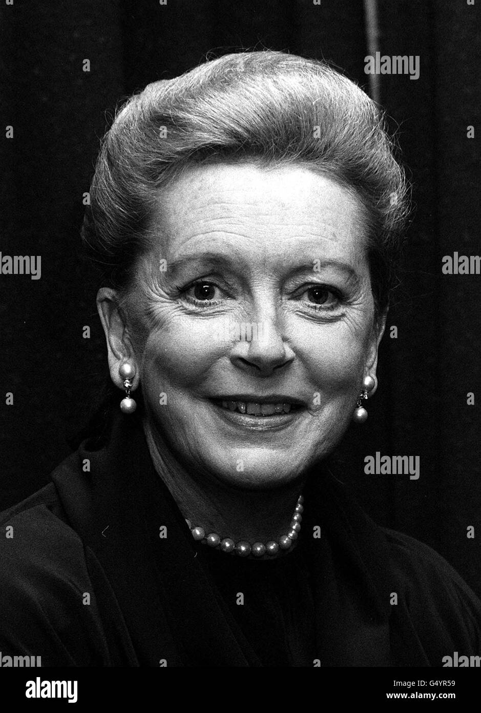 Deborah kerr et son mari Banque de photographies et d’images à haute ...