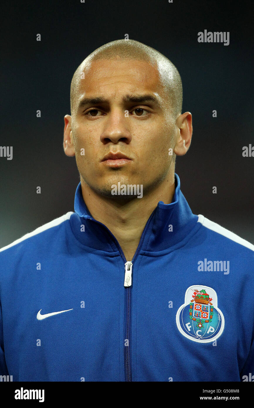 Maicon manchester city fc manchester Banque de photographies et d ...
