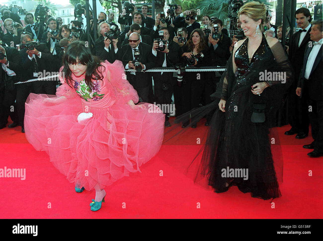 Catherine deneuve bjork dancer in Banque de photographies et d’images à ...