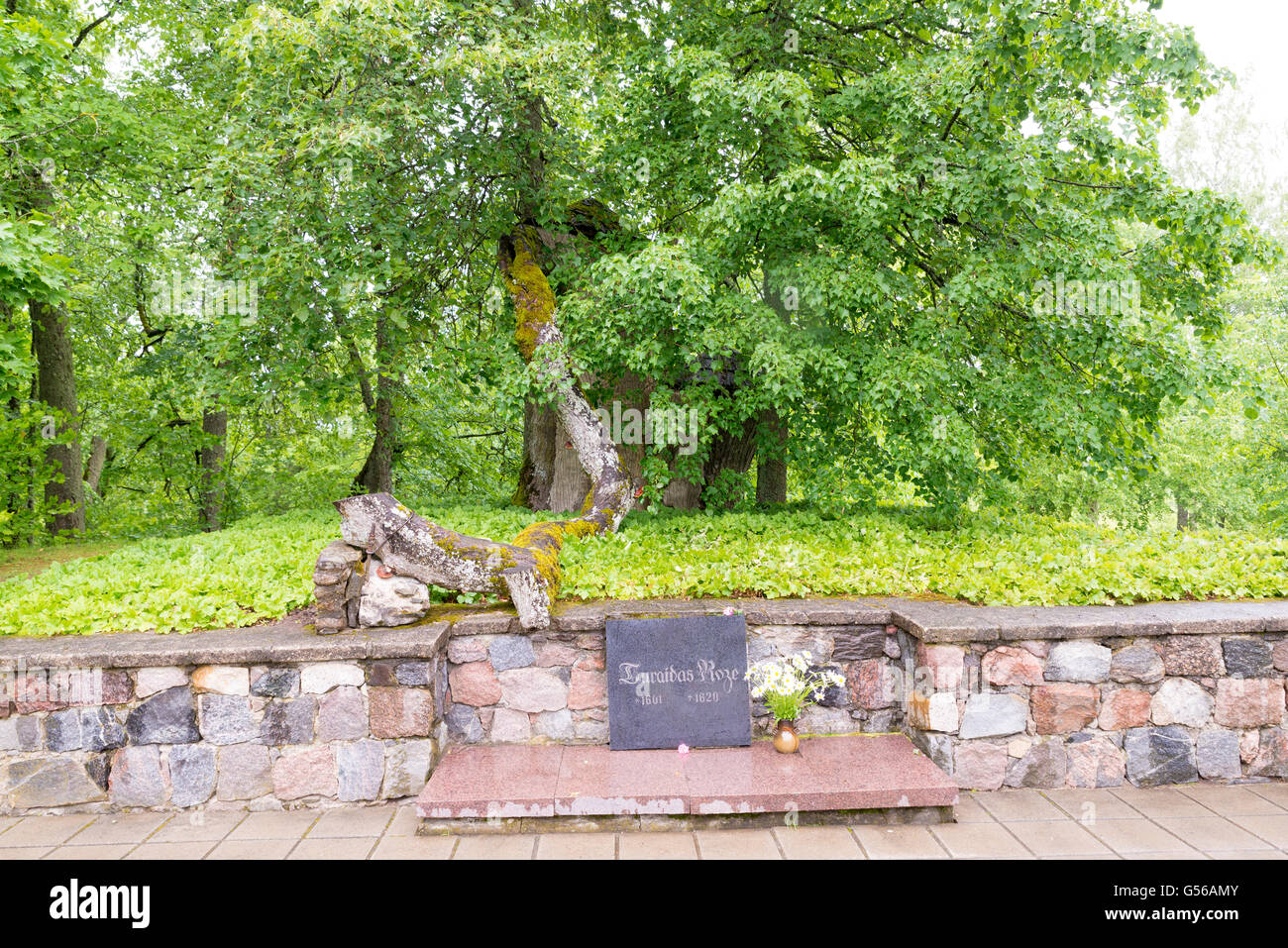 Tombe de Maija (1601-1620), connu sous le nom de Rose de Turaida a été ...