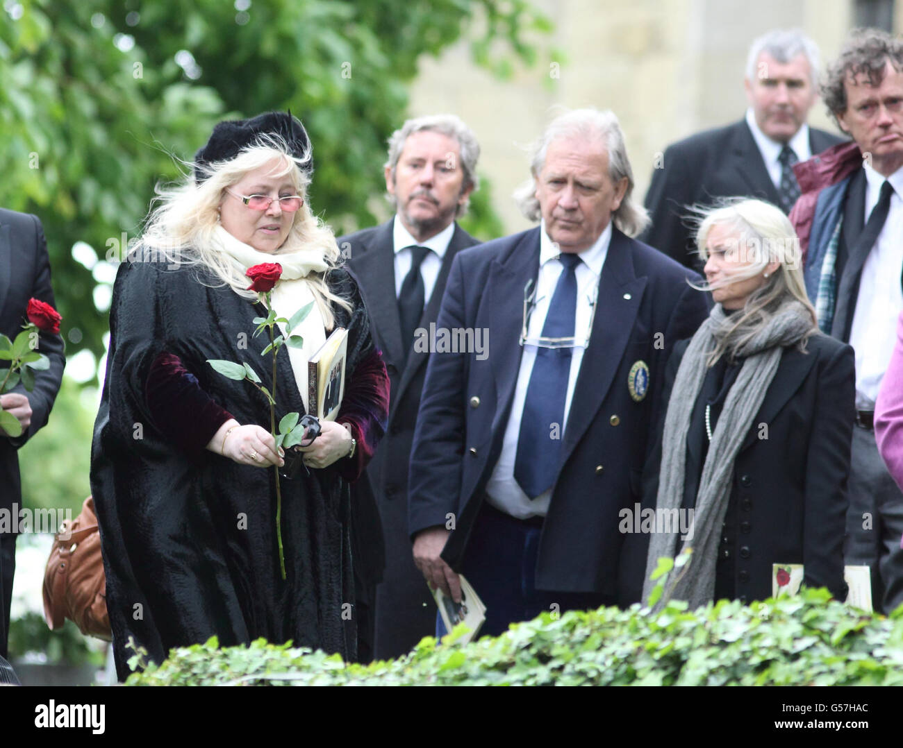 Dwina gibb funeral robin gibb Banque de photographies et d’images à ...
