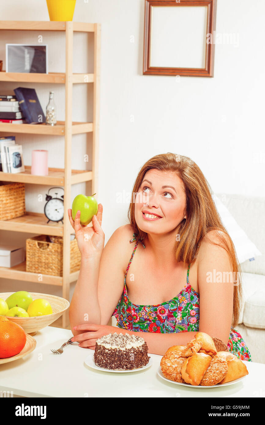 Obese women eating Banque de photographies et d’images à haute ...