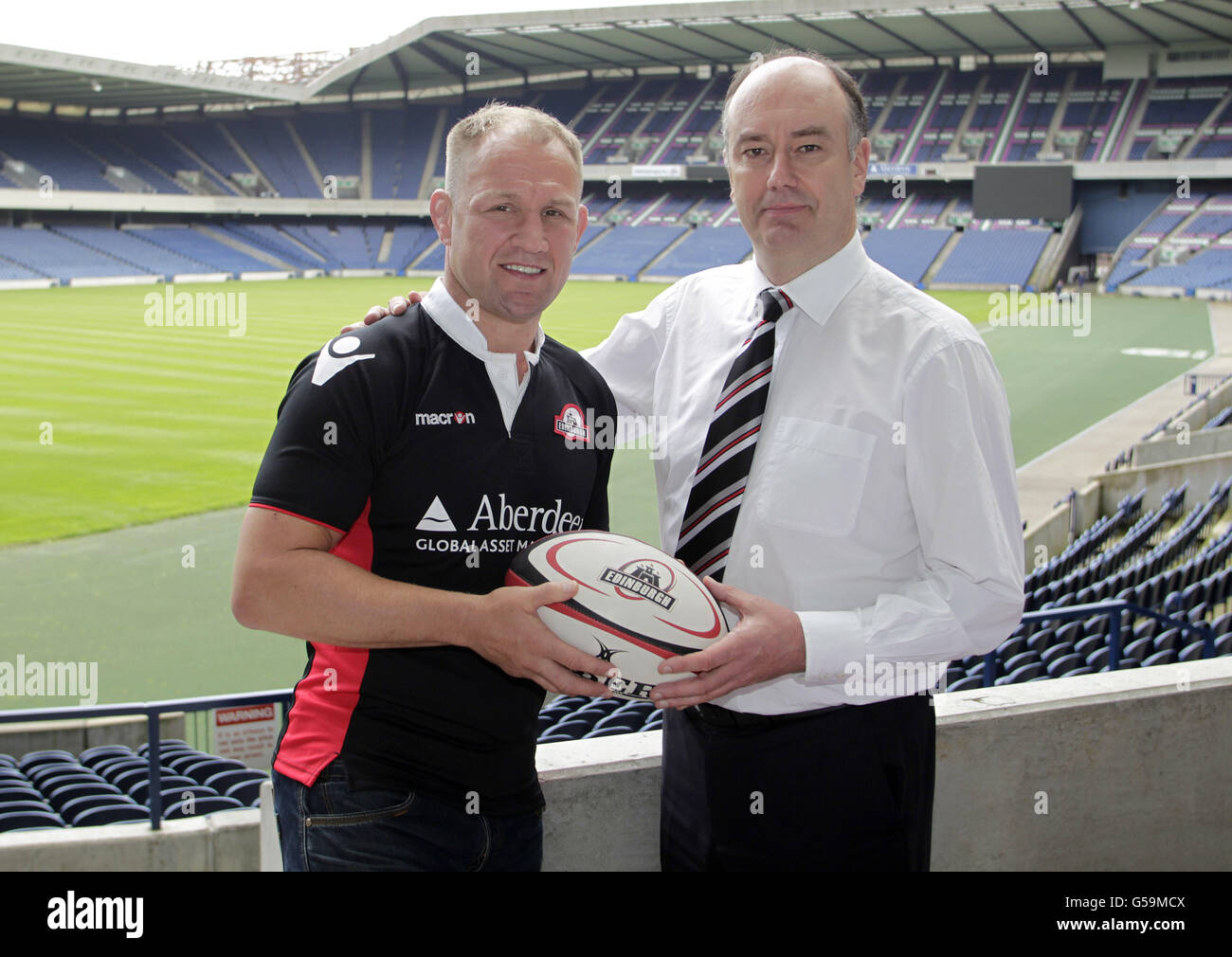 Neil de retour pendant le photocall au stade de murrayfield Banque de ...