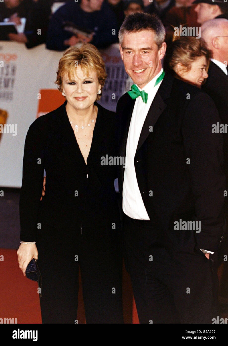 L'actrice Julie Walters et son mari Grant Roffey assistent aux Orange ...