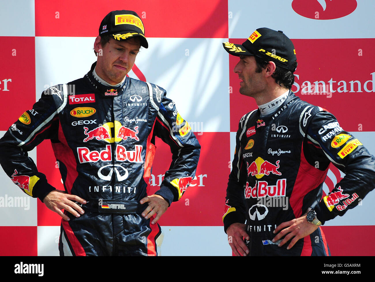 Red bull racing sur le podium sebastian vettel Banque de photographies ...