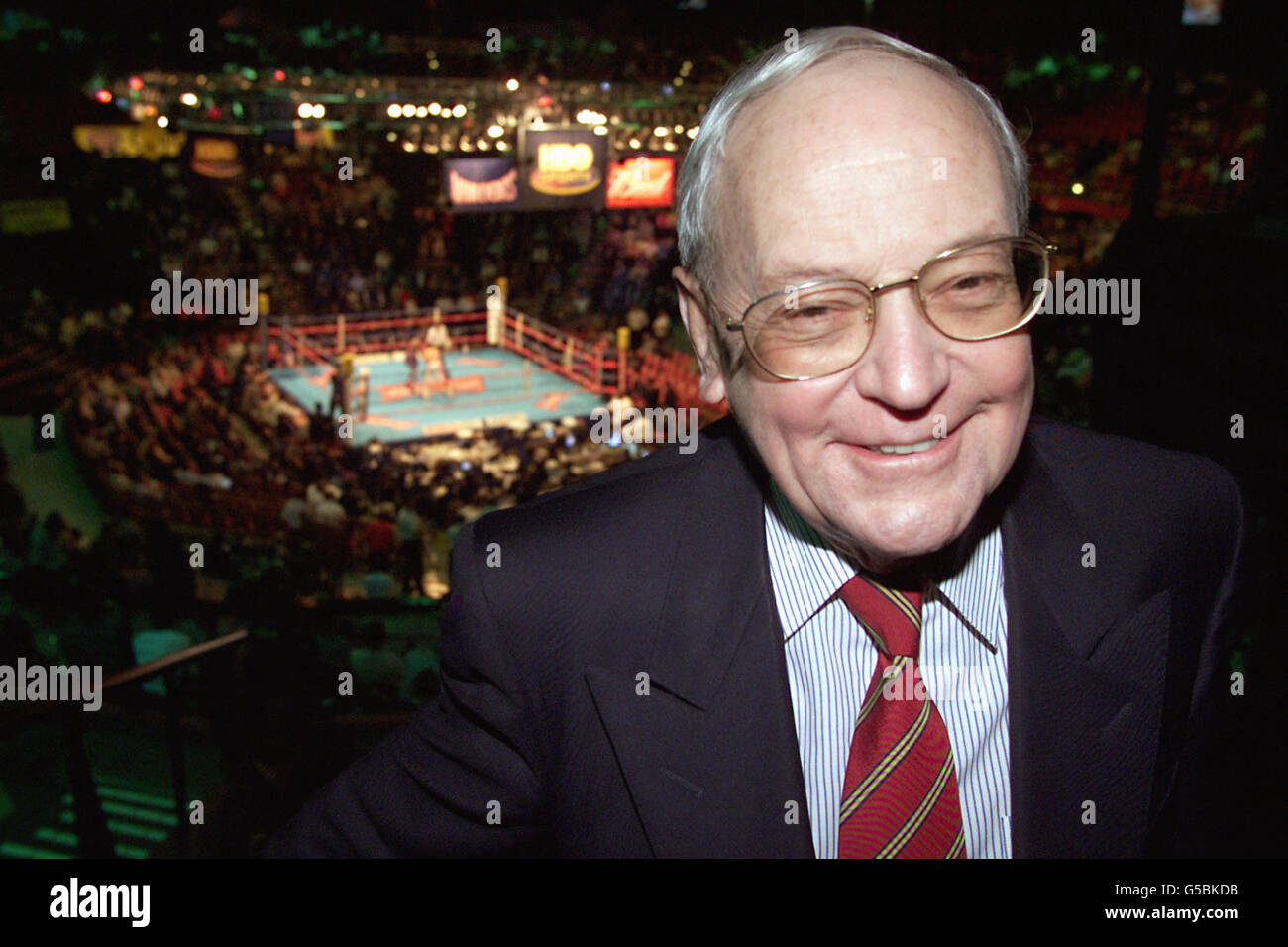 Ancien commentateur de boxe harry carpenter Banque de photographies et ...